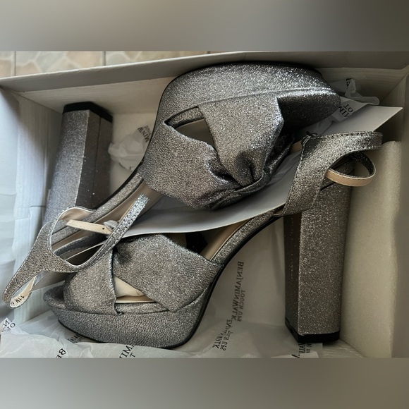 Benjamin Walk | Shoes | Nib Benjamin Walk Touch Ups Shoe In Pewter 1m ...